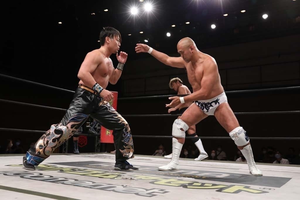 Watch Jun Akiyama & Makoto Oishi & Yusuke Okada vs HARASHIMA & Naomi ...