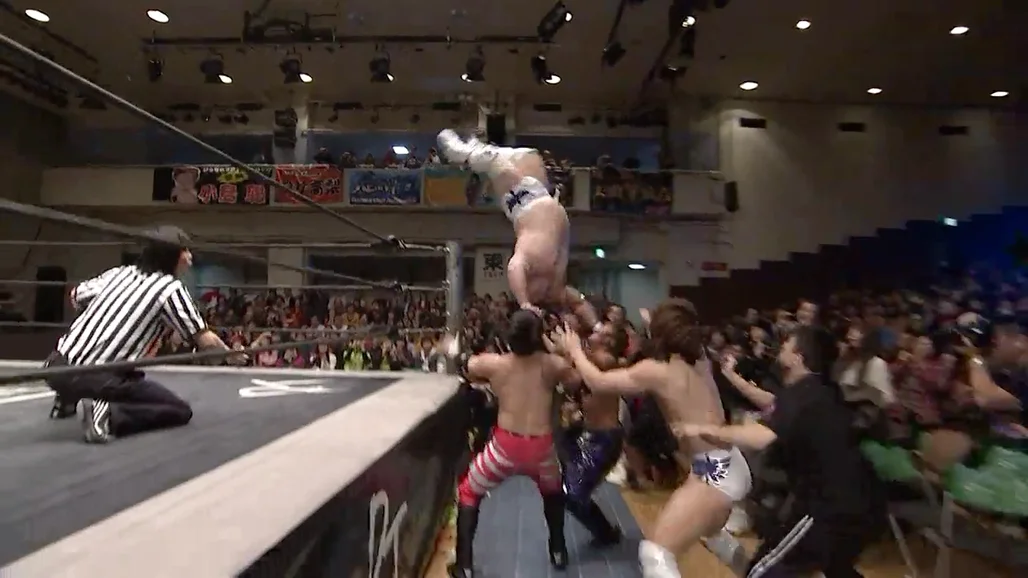 Kota Ibushi ＆ Gota Ihashi vs HARASHIMA ＆ Hiroo Tsumaki